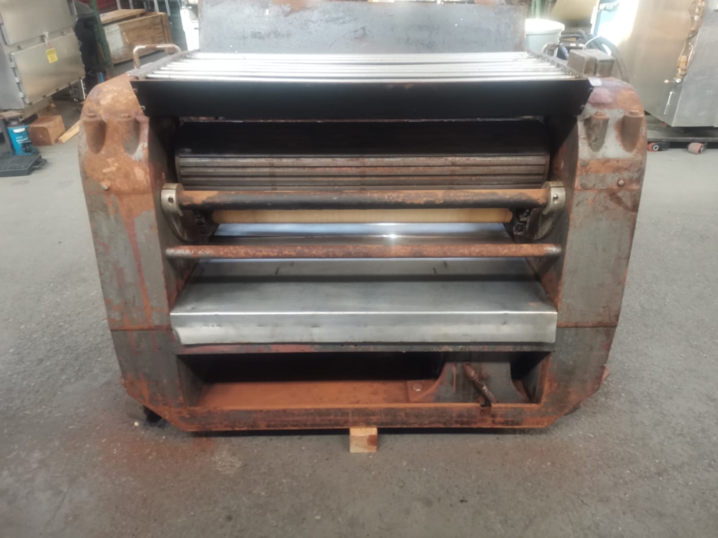 BAKER PERKINS 1 METER ROTARY MOULDER - Bakery Equipment & Controls
